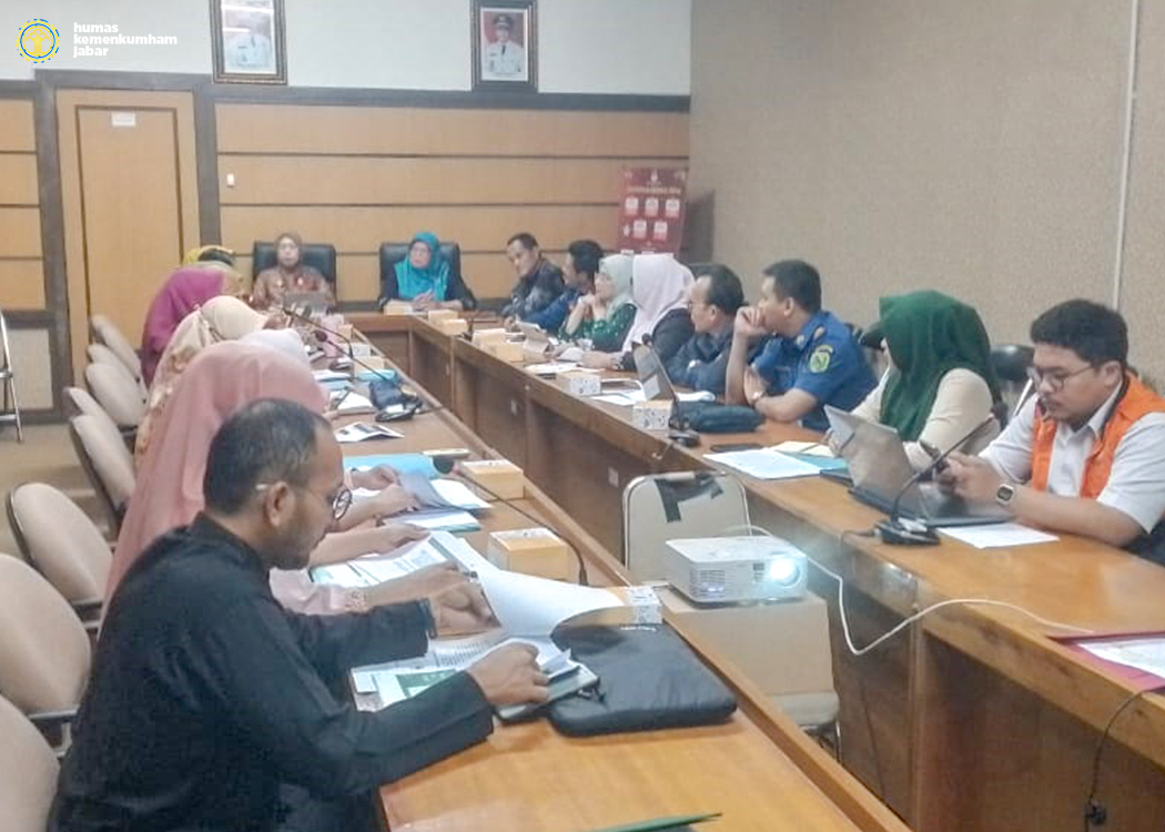 Kemenkumham Bahas 13 Raperda Inisiatif Eksekutif dalam Rapat Fasilitasi Penyusunan Perencanaan ...